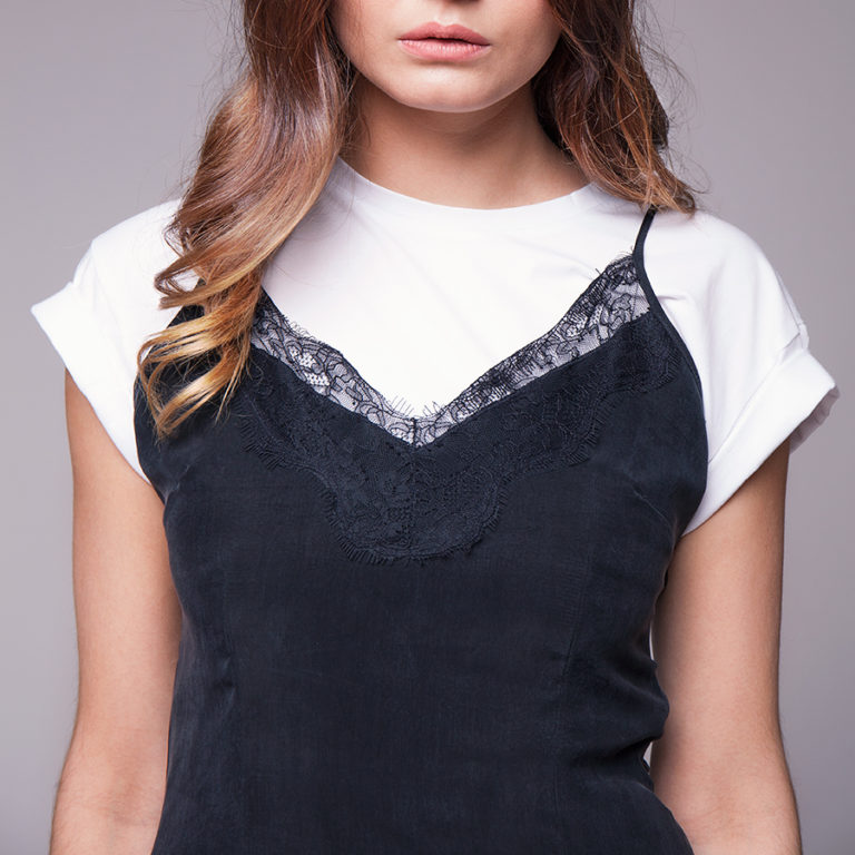Черное платье из купры • MarchCollection